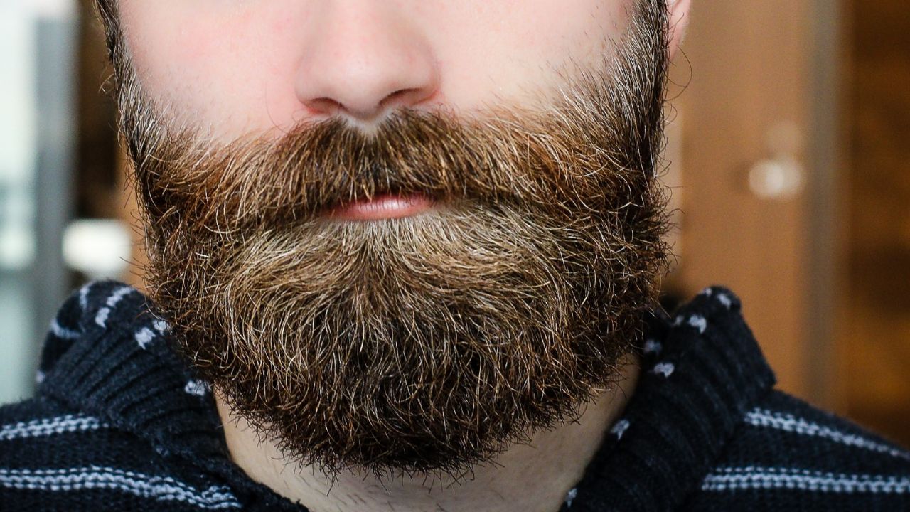 Castor Oil for Beard Growth: Natural Steps for Fuller Beard